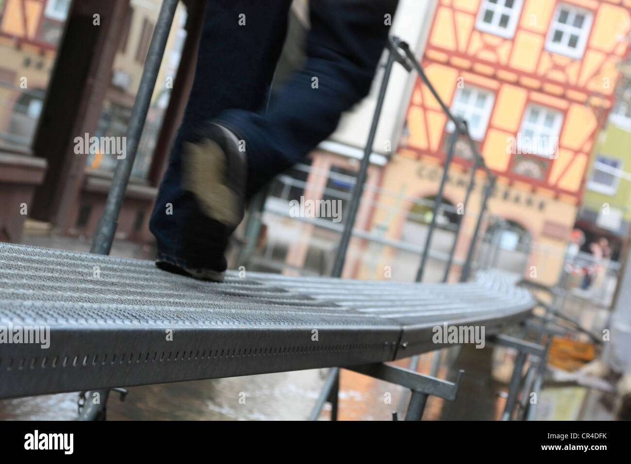 Footway hi-res stock photography and images - Alamy