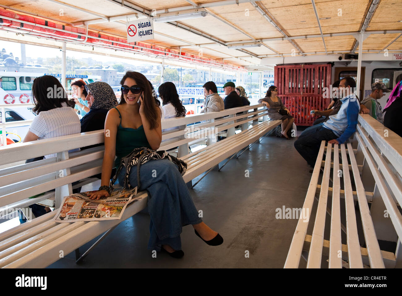 Istanbul ferry crossing hi-res stock photography and images - Alamy