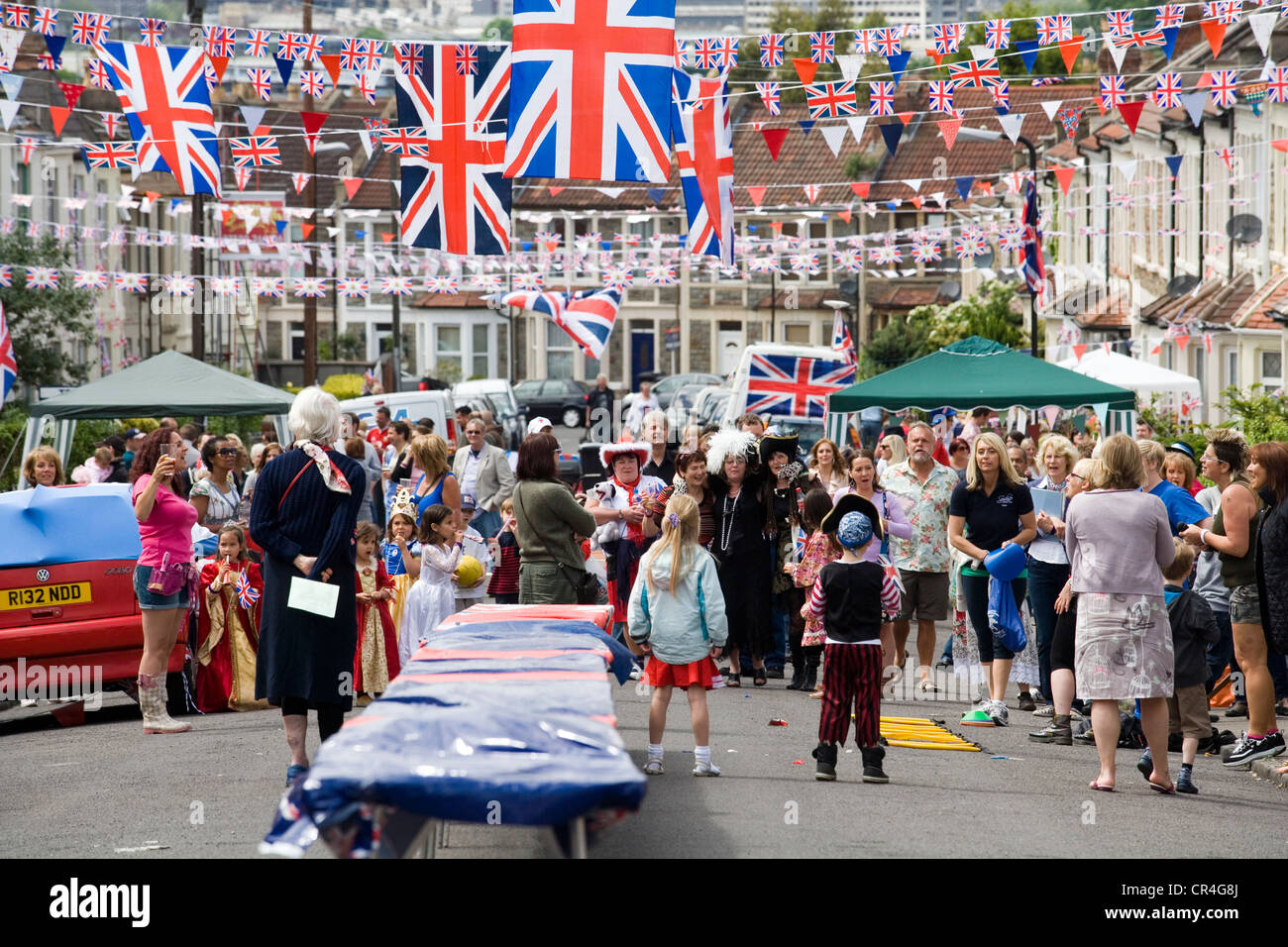 Jubilee street party hi-res stock photography and images - Alamy