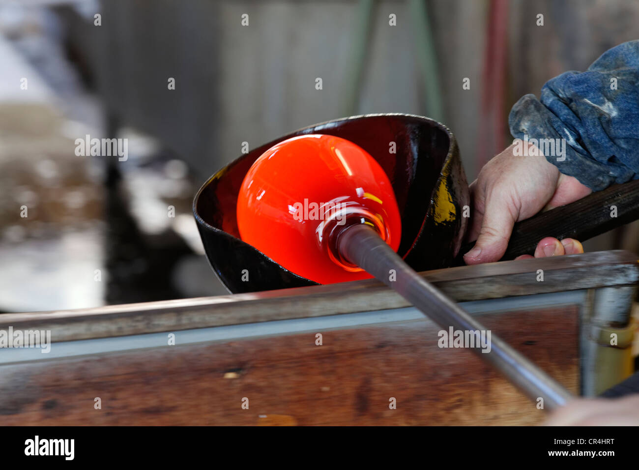 Murano glass factory venice hi-res stock photography and images - Alamy
