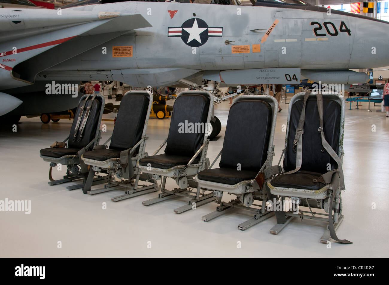 Aircraft seats hi-res stock photography and images - Alamy