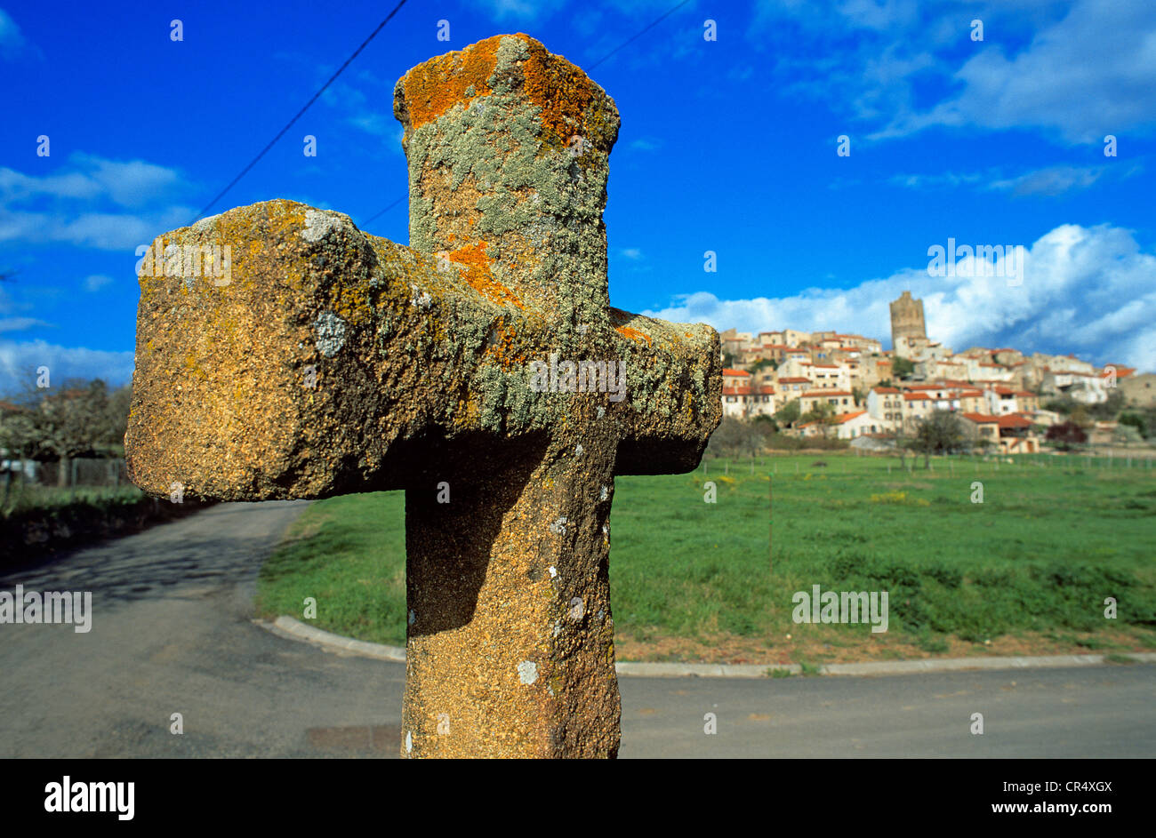 The village cross hi-res stock photography and images - Alamy