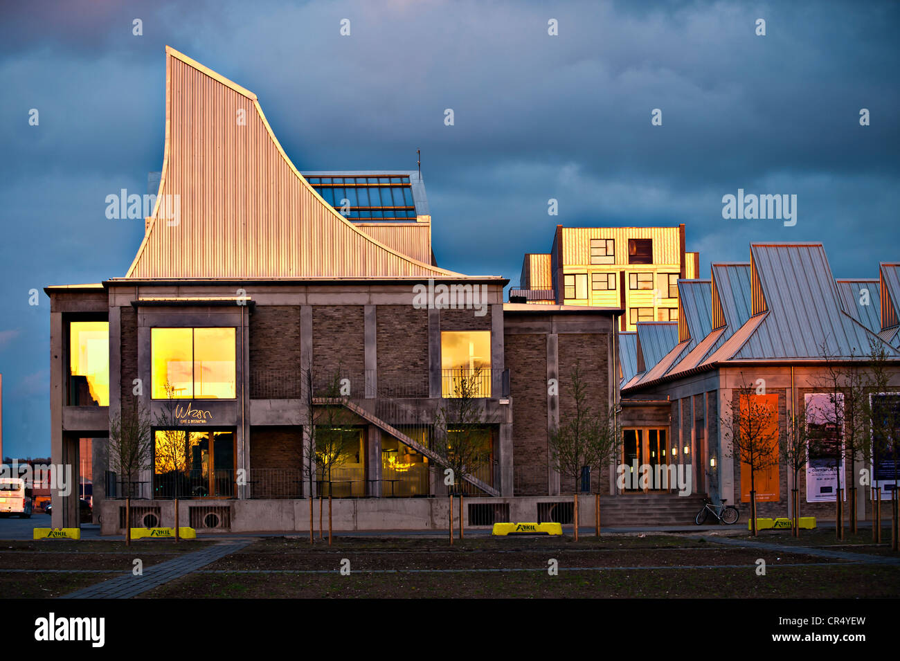 Utzon center hi-res stock photography and images - Alamy