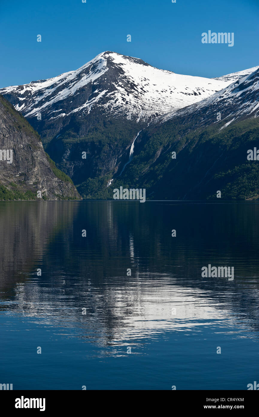 Norwegian fjord sights scenic hi-res stock photography and images - Alamy