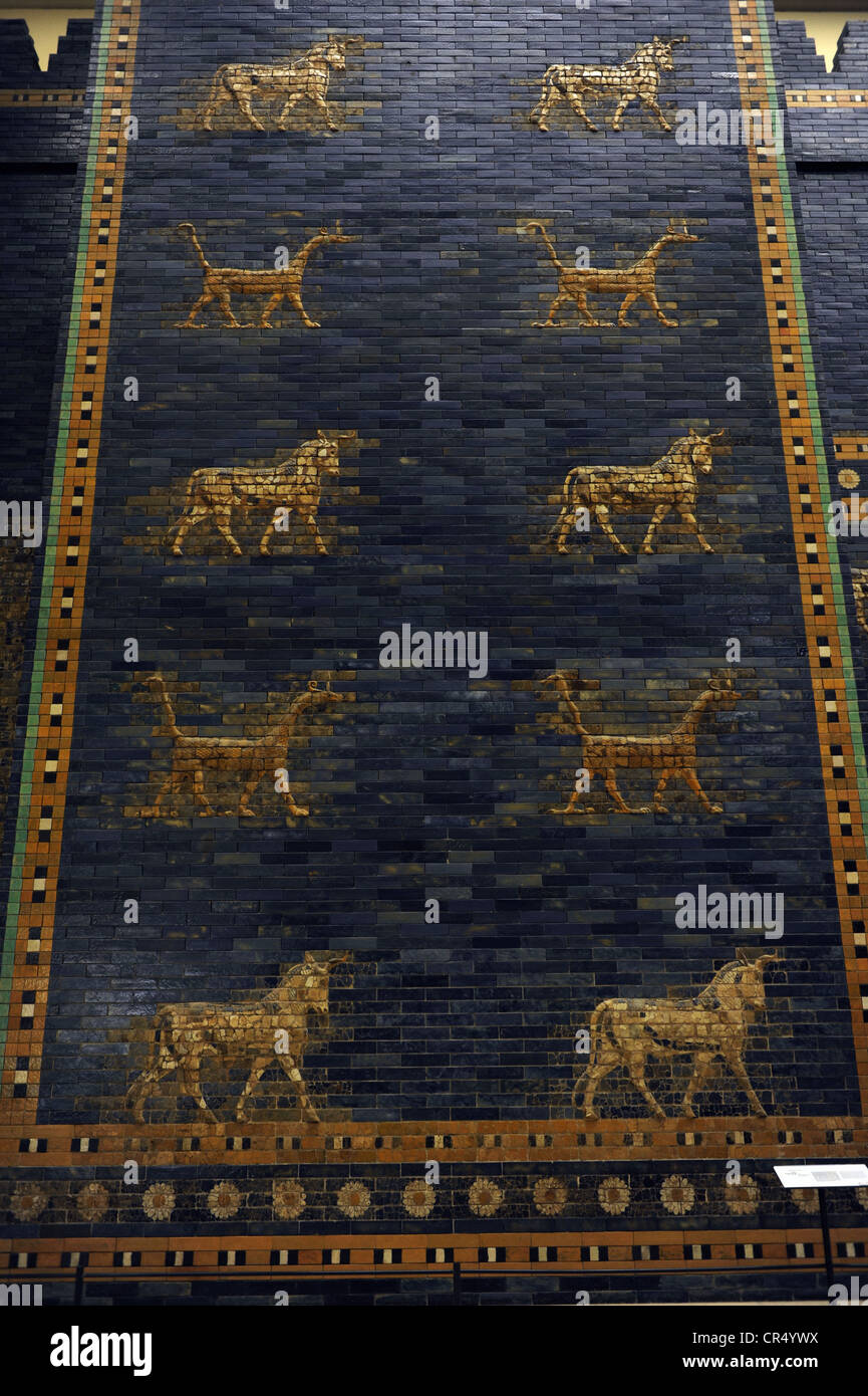 Mesopotamian art. Neo-Babylonian. Ishtar Gate. Pergamon Museum. Berlin ...