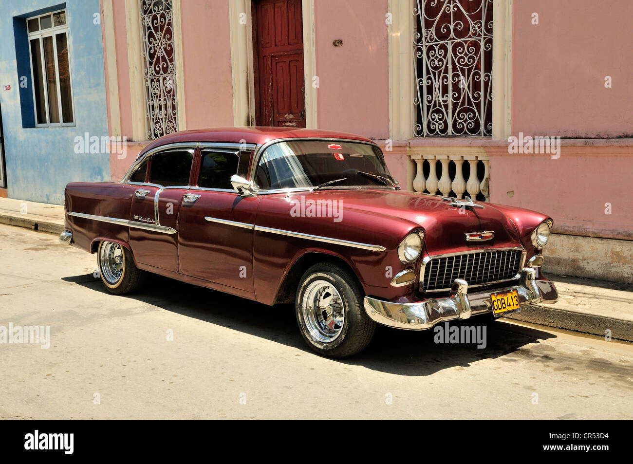 Vintage car in the historic city centre of Trinidad, Cuba, Caribbean ...