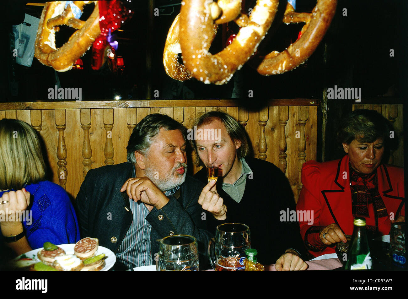 Waalkes, Otto, * 22.7.1948, German comedian, with Horst Wendlandt ...