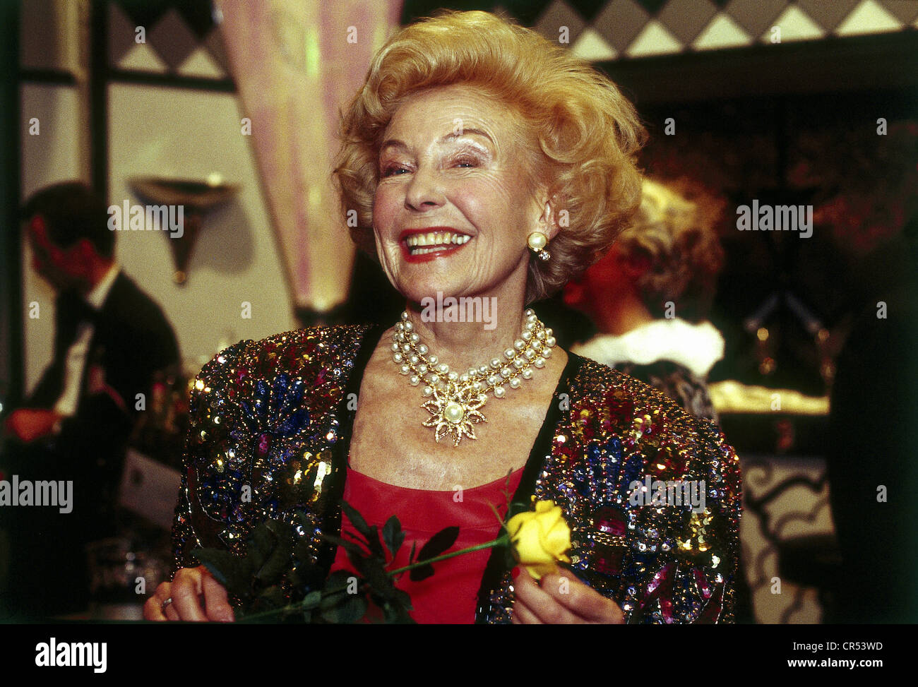 Hoehn, Carola, 30.1.1910 - 8.11.2005, German actress, half length, ca ...