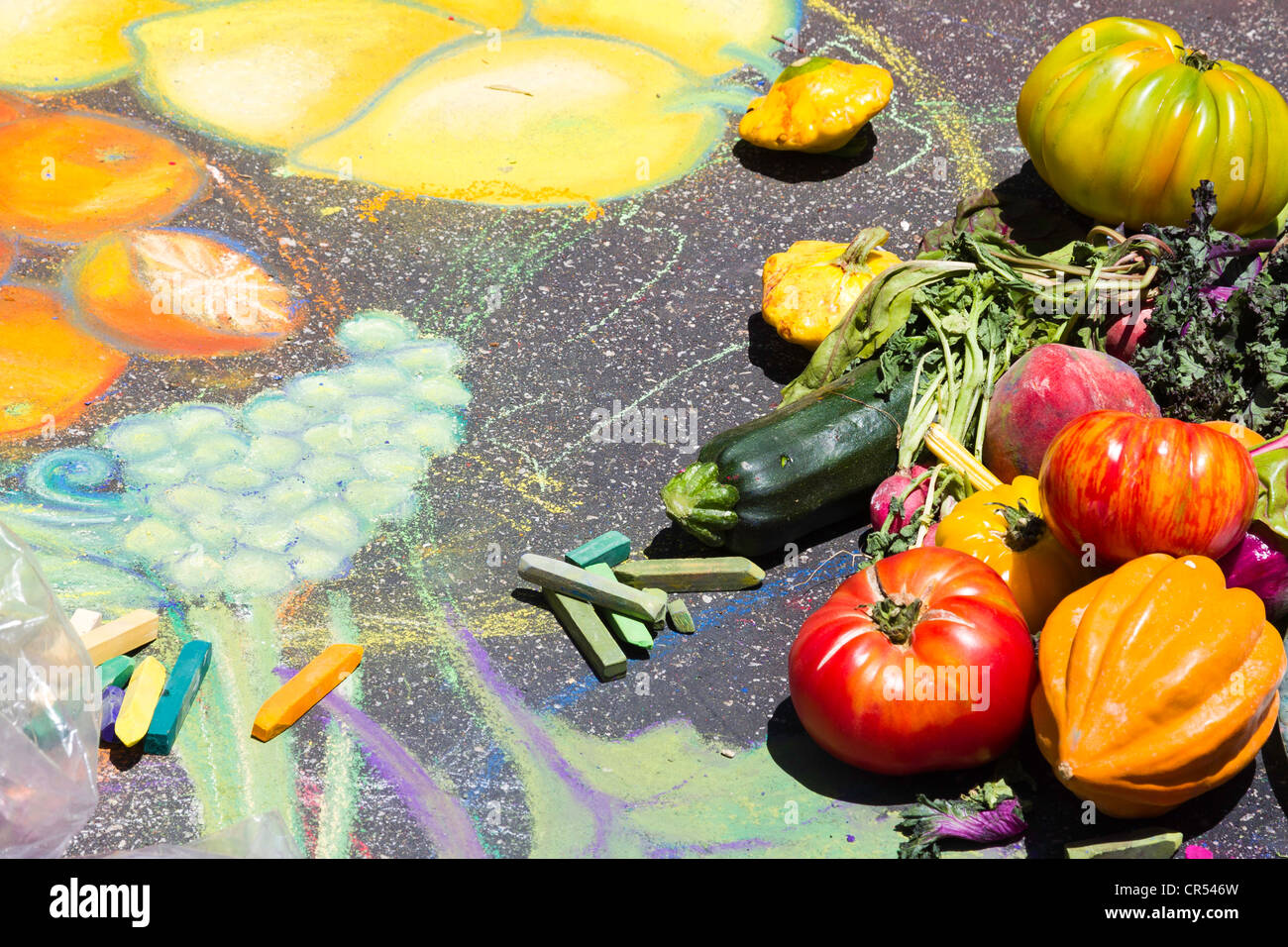 Chalk art festival santa barbara hi-res stock photography and images ...