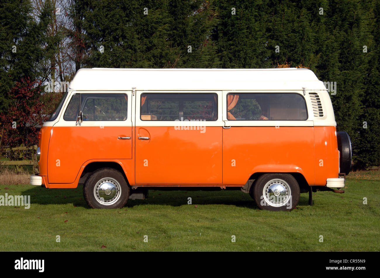 Bay WIndow VW Volkswagen camper van, micro bus Stock Photo - Alamy