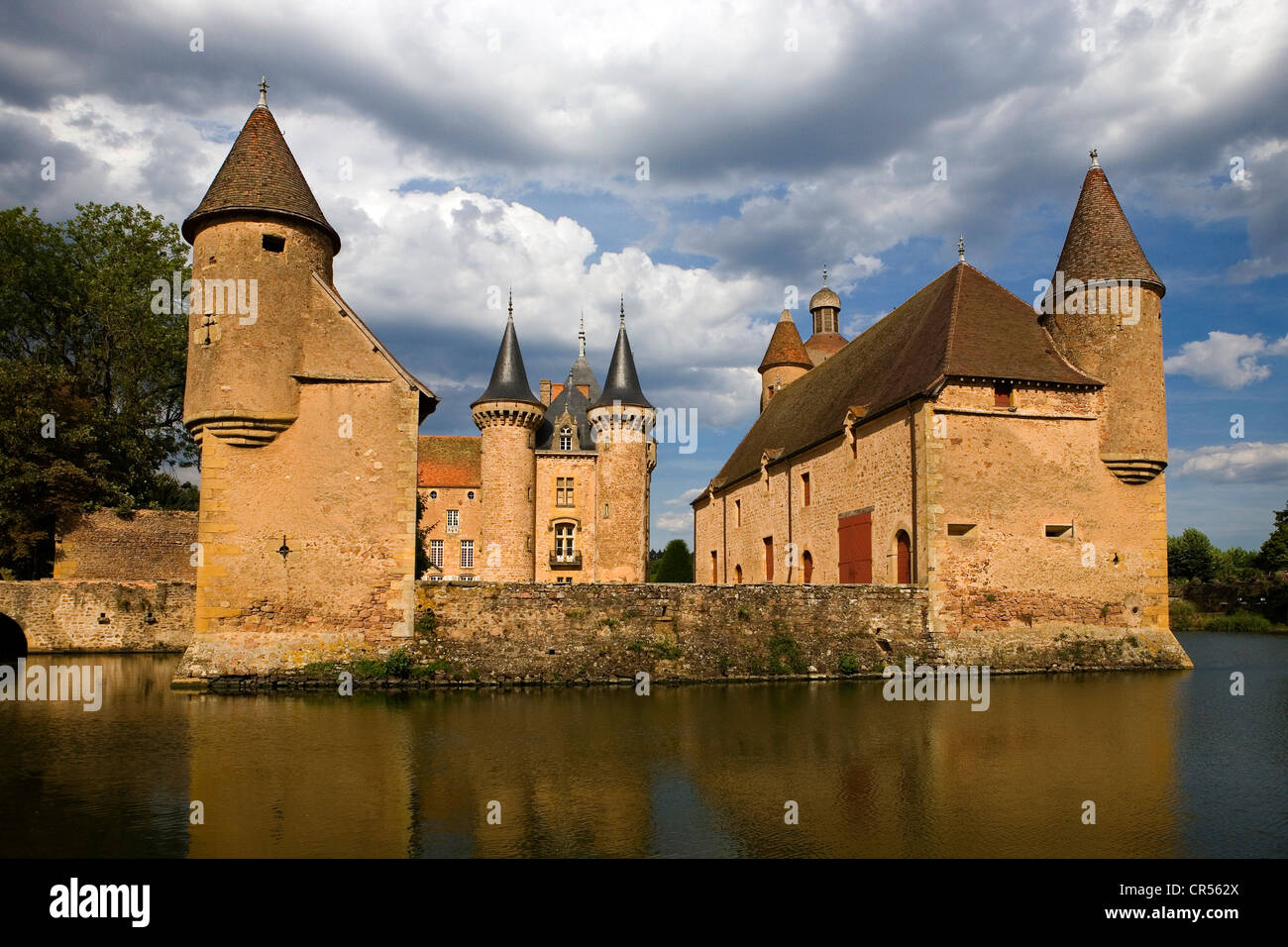 La clayette castle hi-res stock photography and images - Alamy