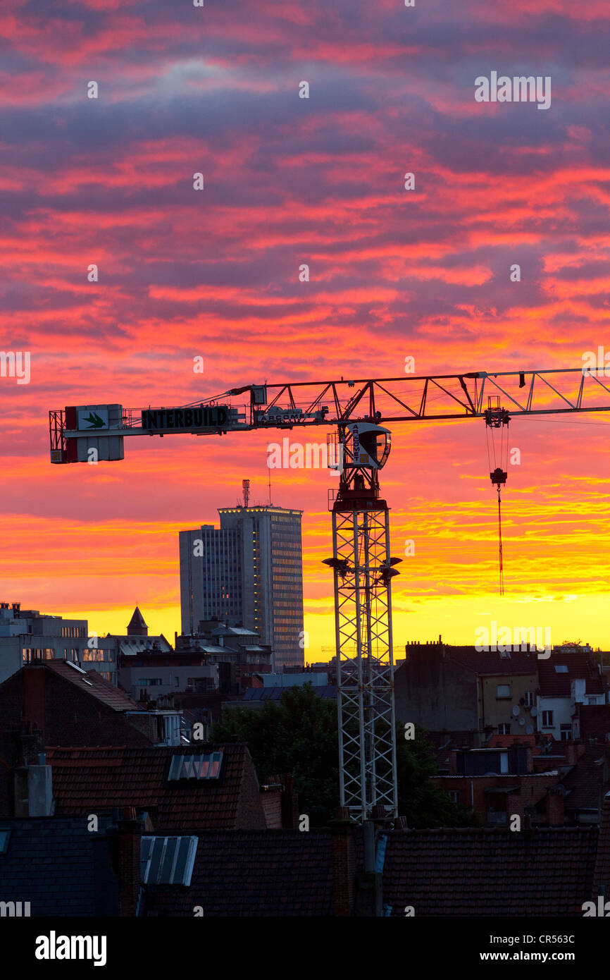 Crane building orange hi-res stock photography and images - Alamy