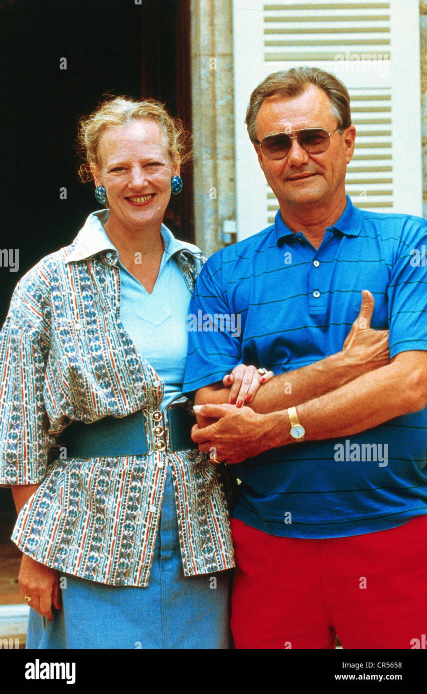 Margaret II, * 16.4.1940, Queen of Denmark since 14.1.1972, with ...