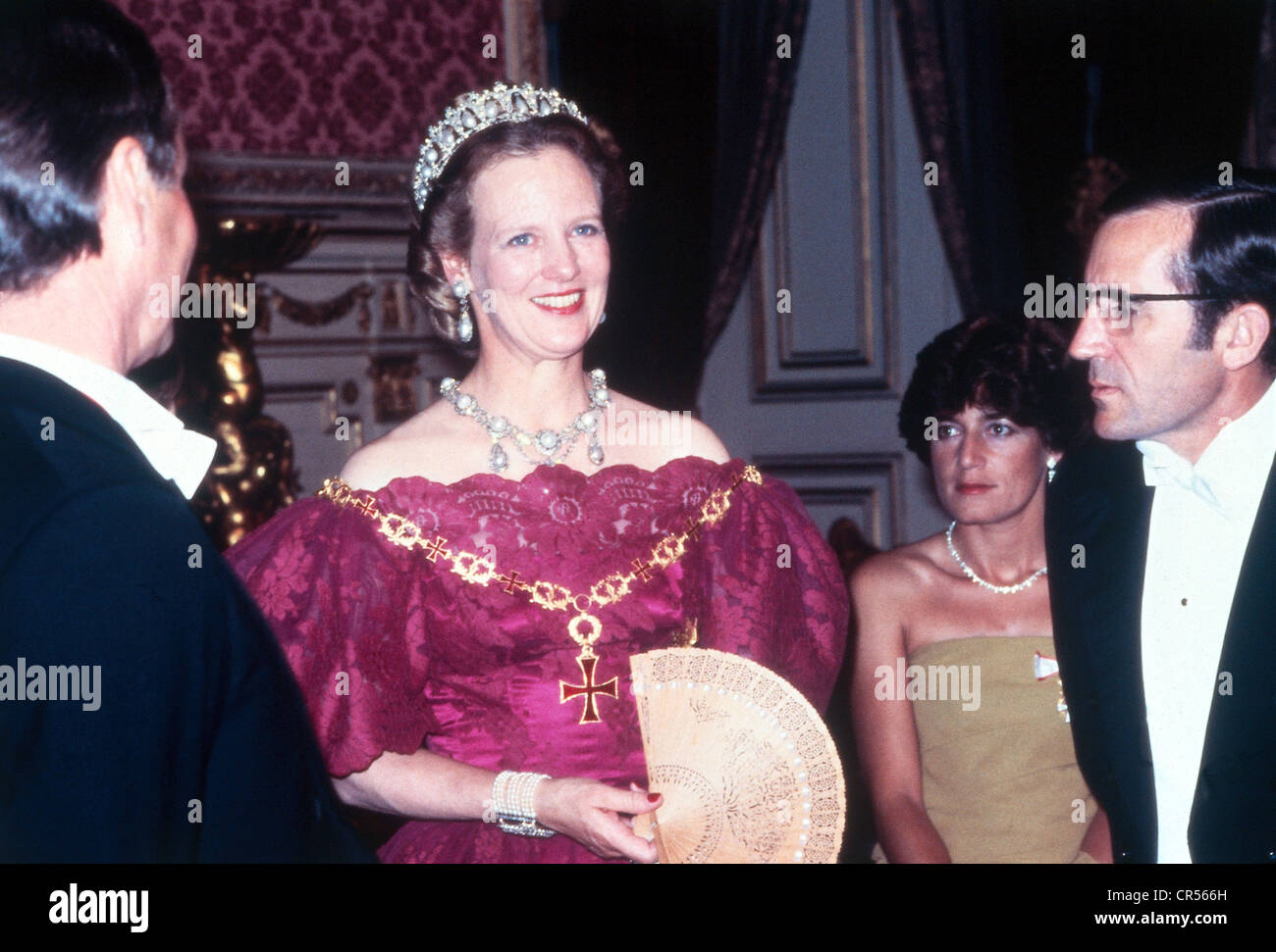 Margaret II, * 16.4.1940, Queen of Denmark since 14.1.1972, with ...