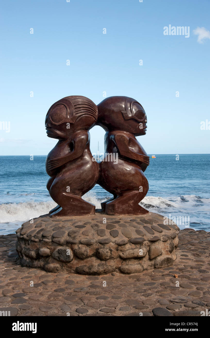 Omoa fatu hiva marquesas islands hi-res stock photography and images ...