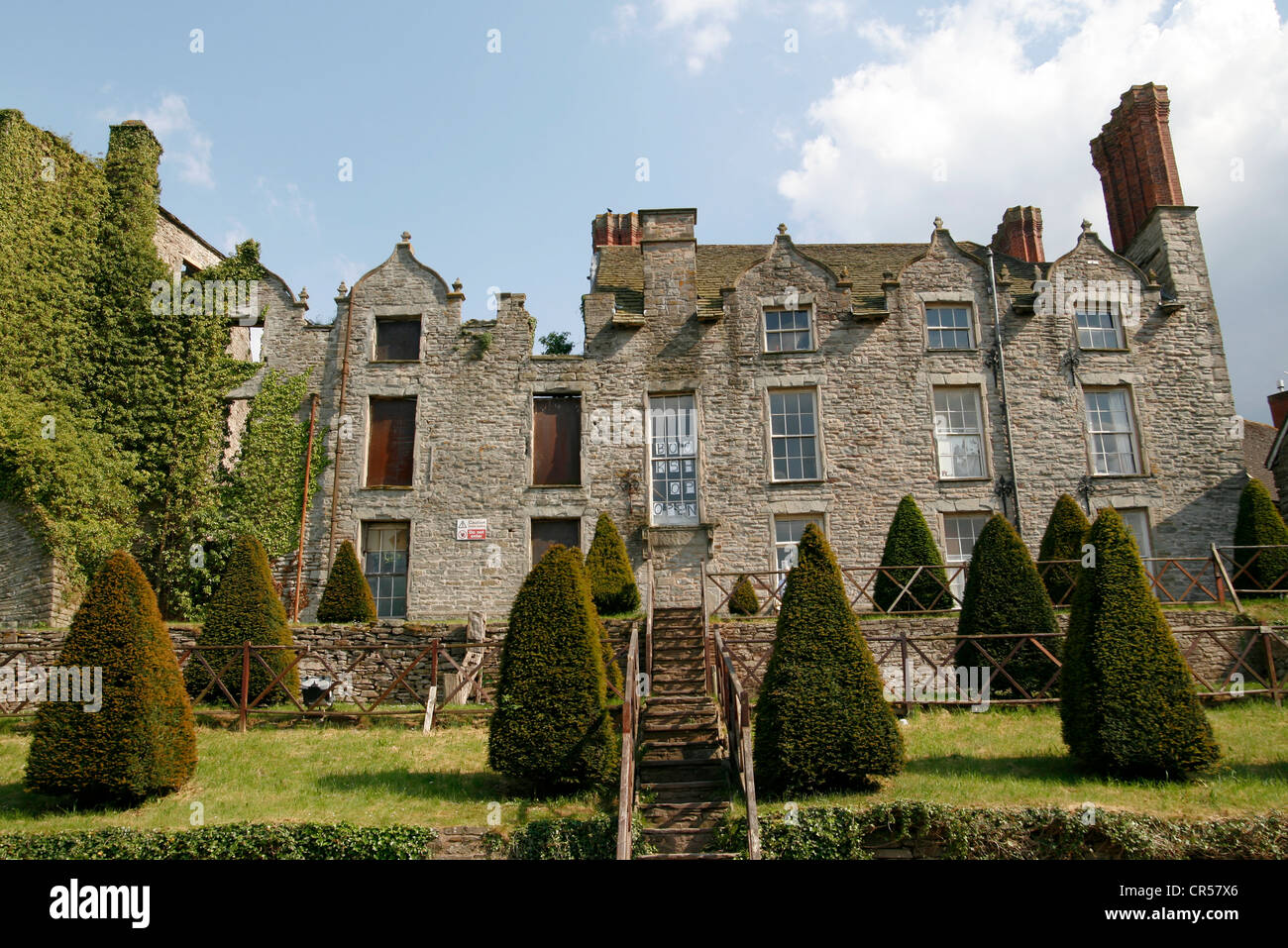 Powys castle hi-res stock photography and images - Alamy