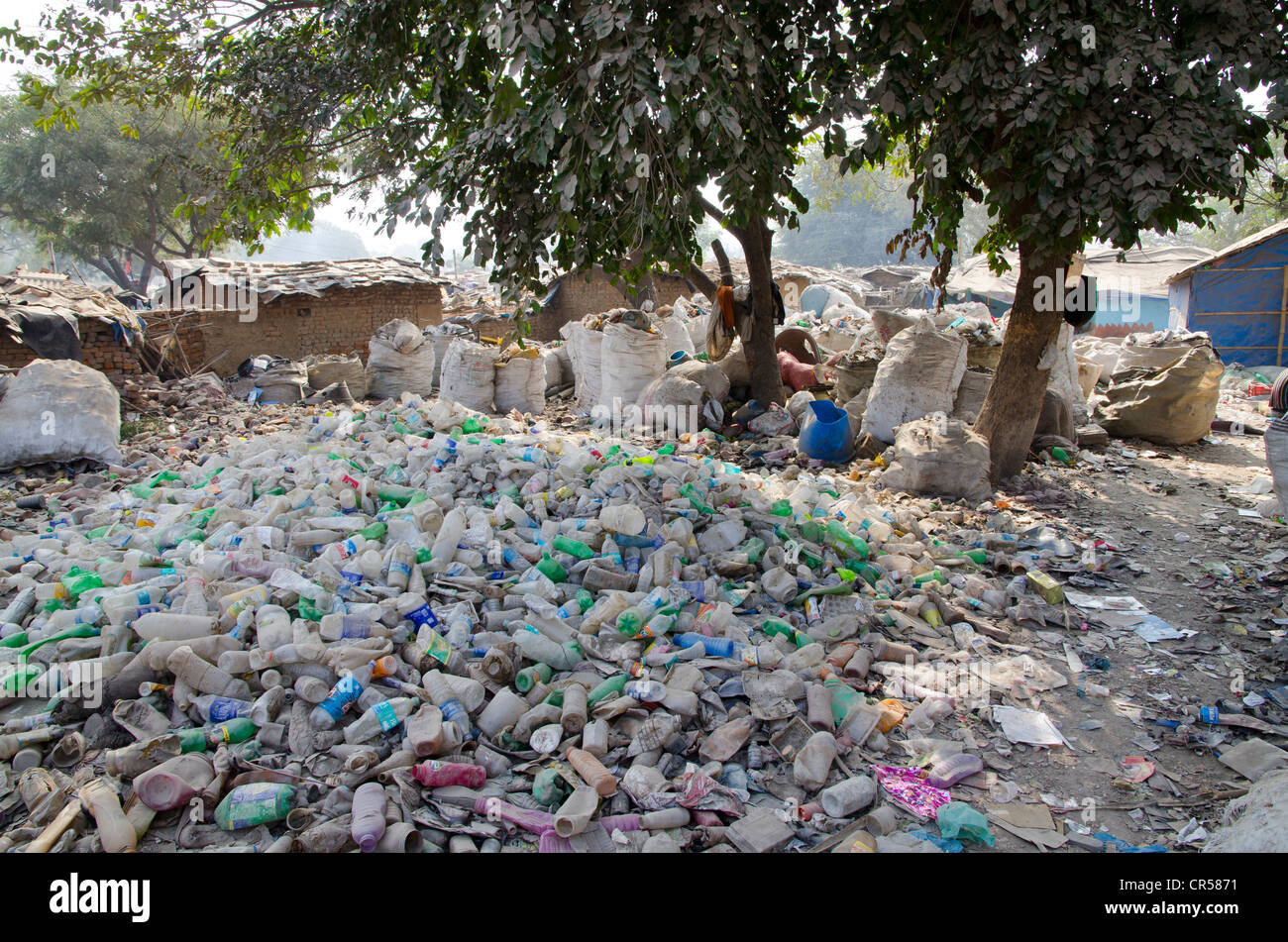 India mountain garbage hi-res stock photography and images - Alamy