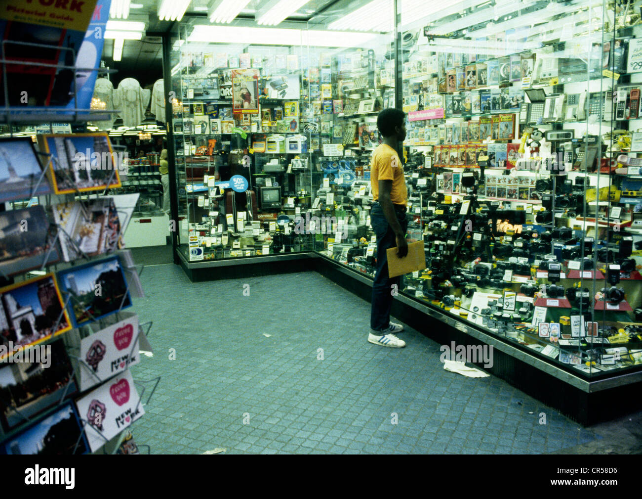 80s nyc times square hi-res stock photography and images - Alamy