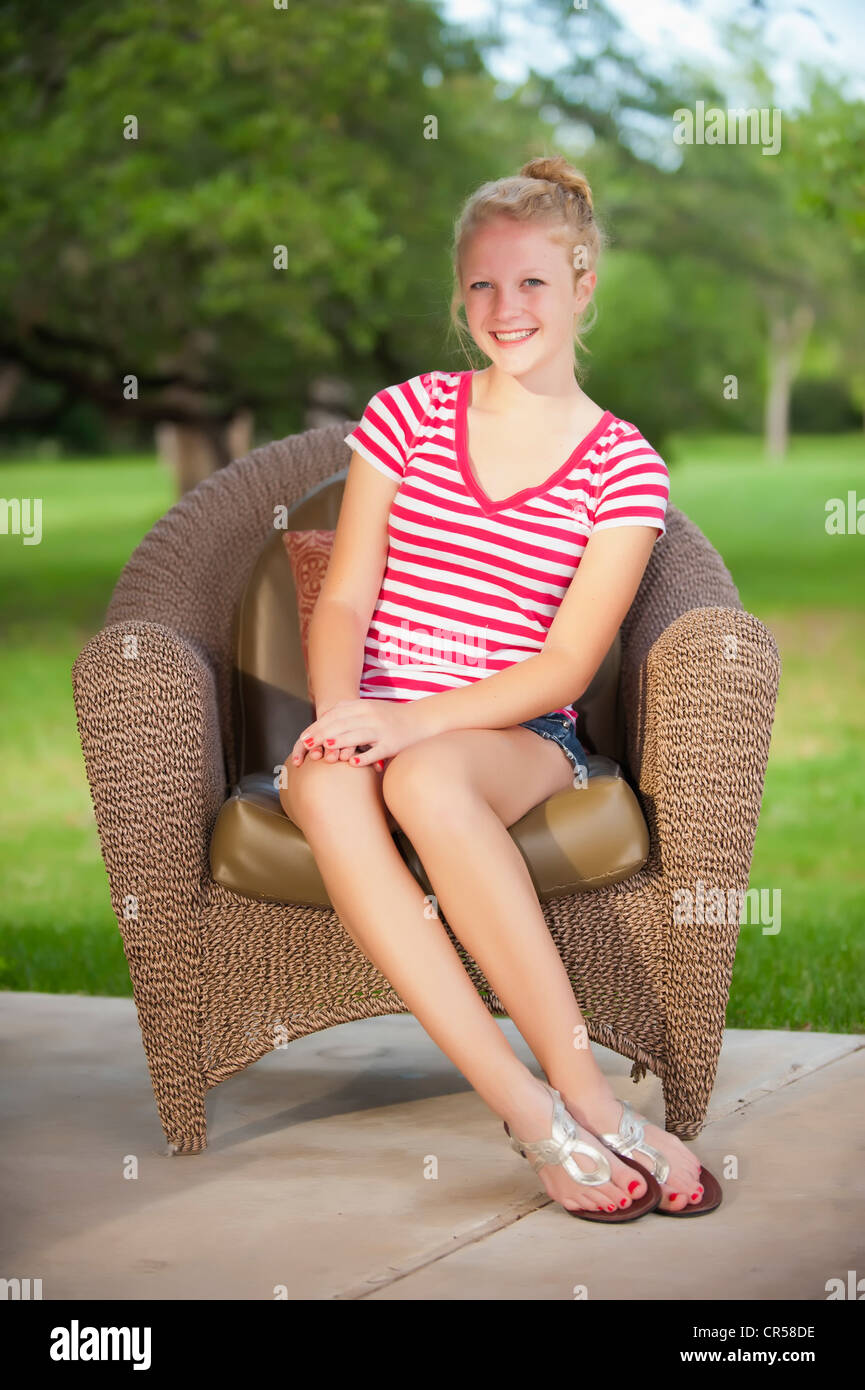 Beautiful girl 14 years old hi-res stock photography and images - Alamy