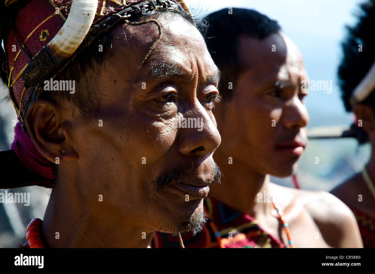 Warrior of the Konyak tribe waiting to perform ritual dances at the ...
