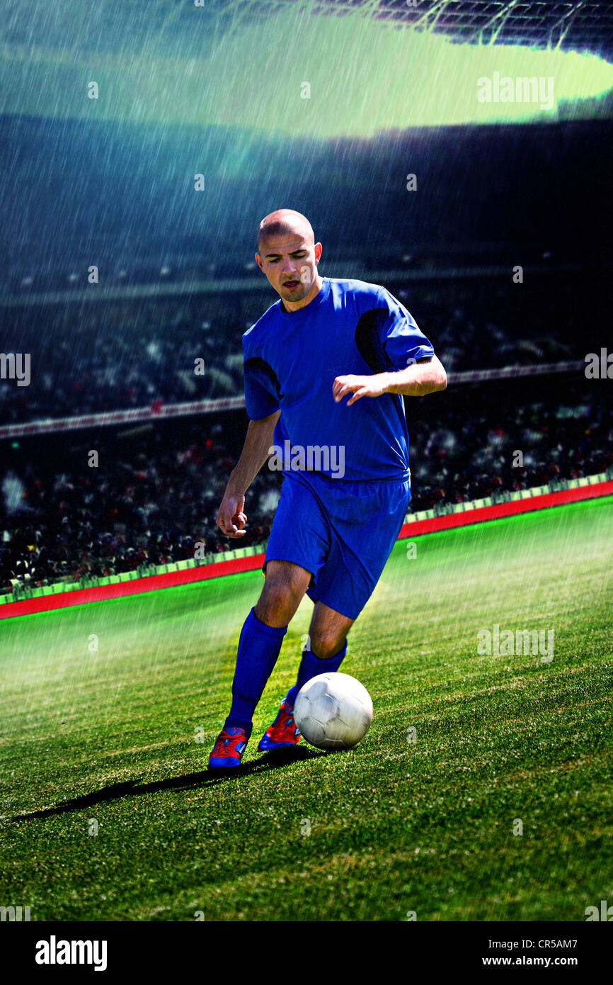 Football soccer scoring goal hi-res stock photography and images - Alamy