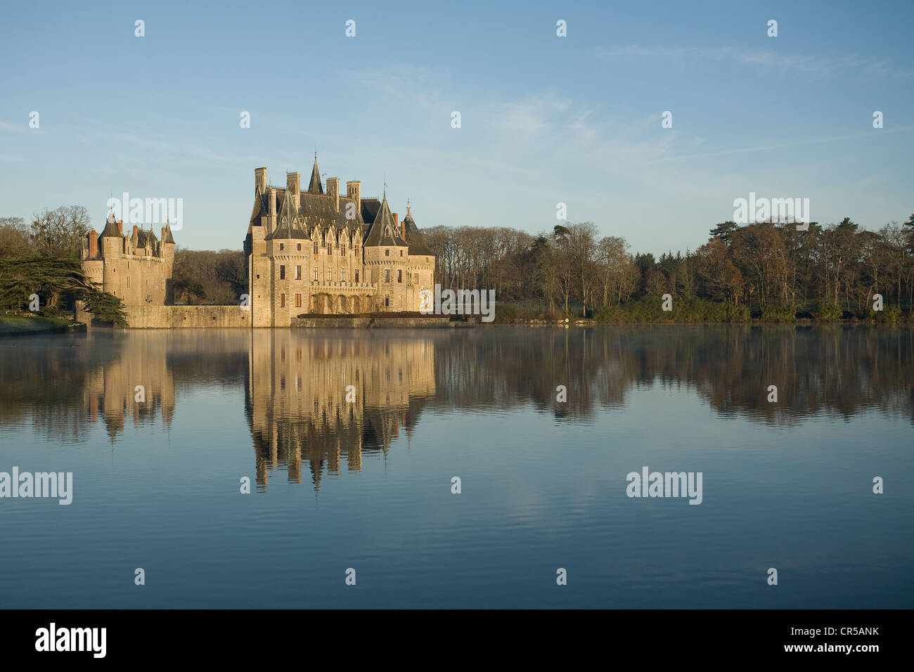 Castle de la bretesche hi-res stock photography and images - Alamy