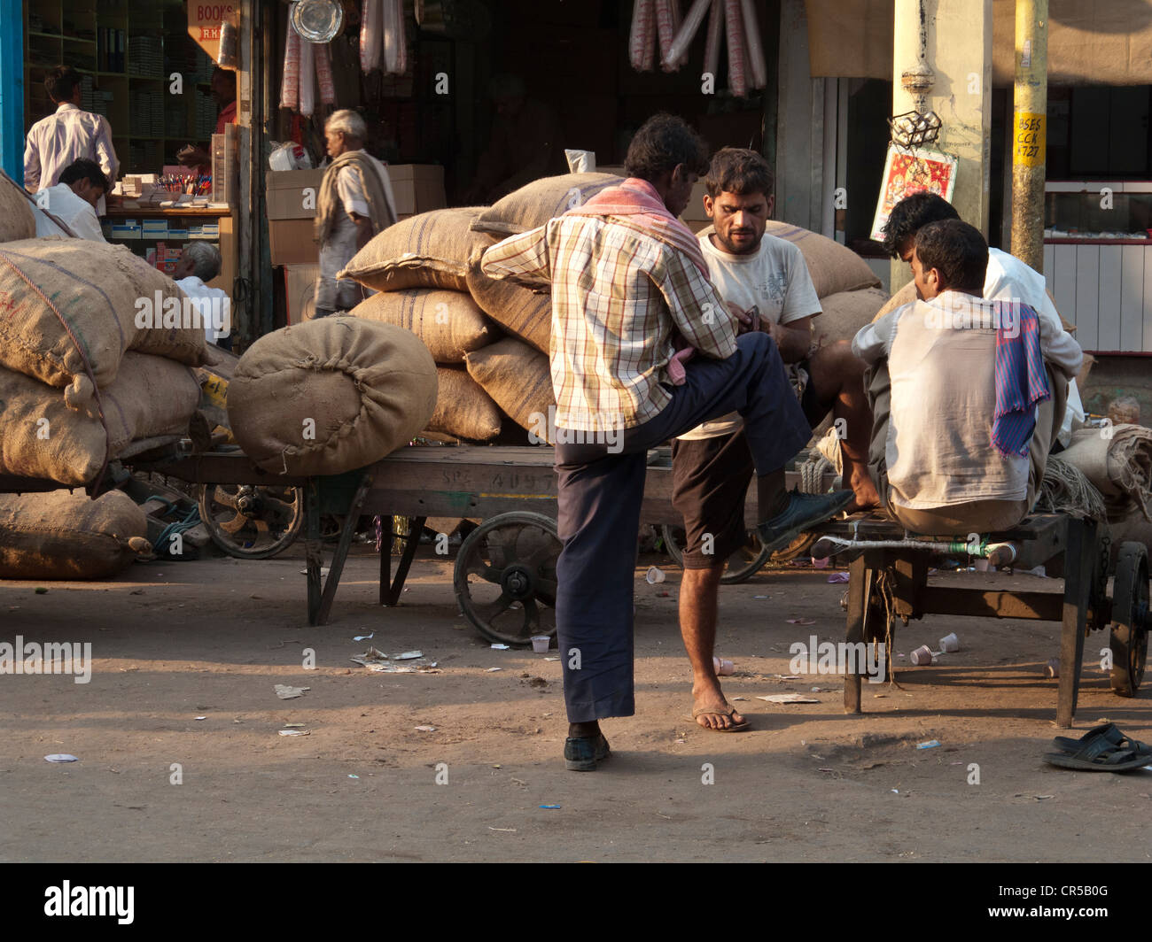 Carrying Heavy Loads High Resolution Stock Photography and Images - Alamy