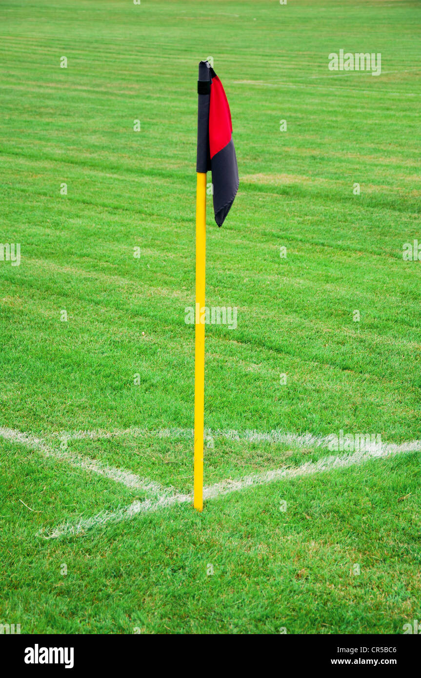 Pitch corner flag hi-res stock photography and images - Alamy