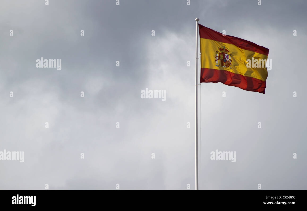 Spanish flag waving hi-res stock photography and images - Alamy