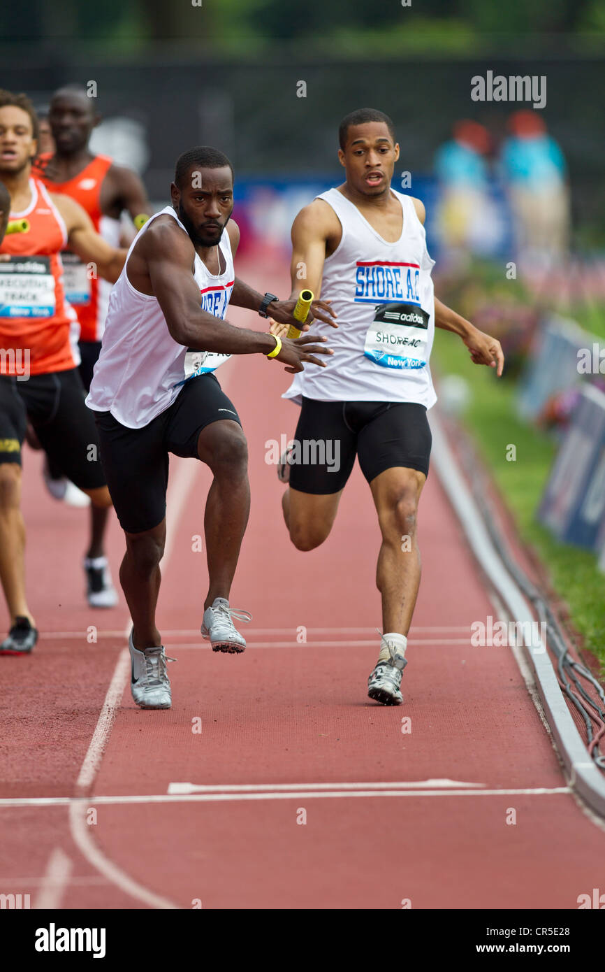 Mens 4x400m relay hi-res stock photography and images - Alamy