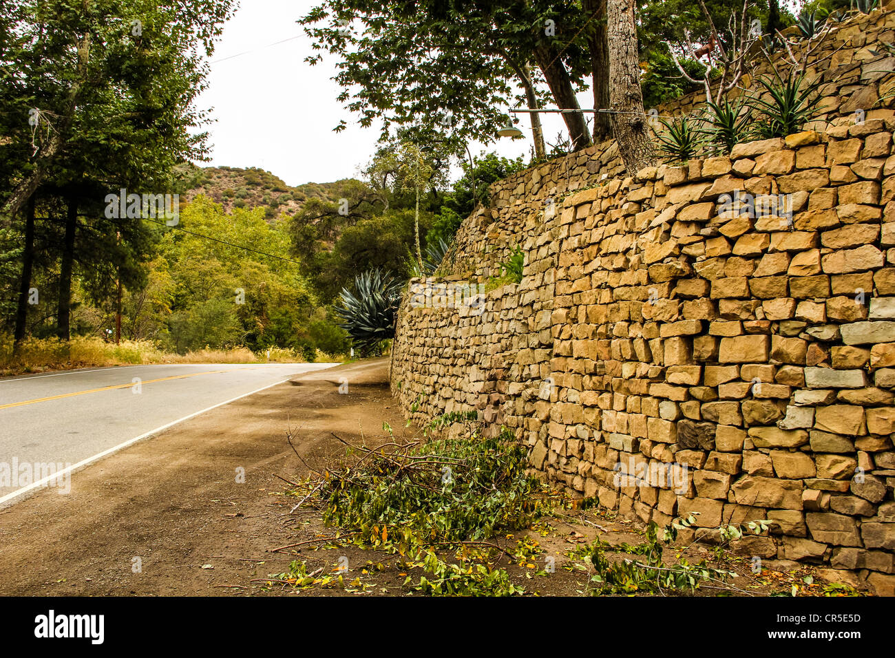 Highway Retaining Wall High Resolution Stock Photography and Images - Alamy