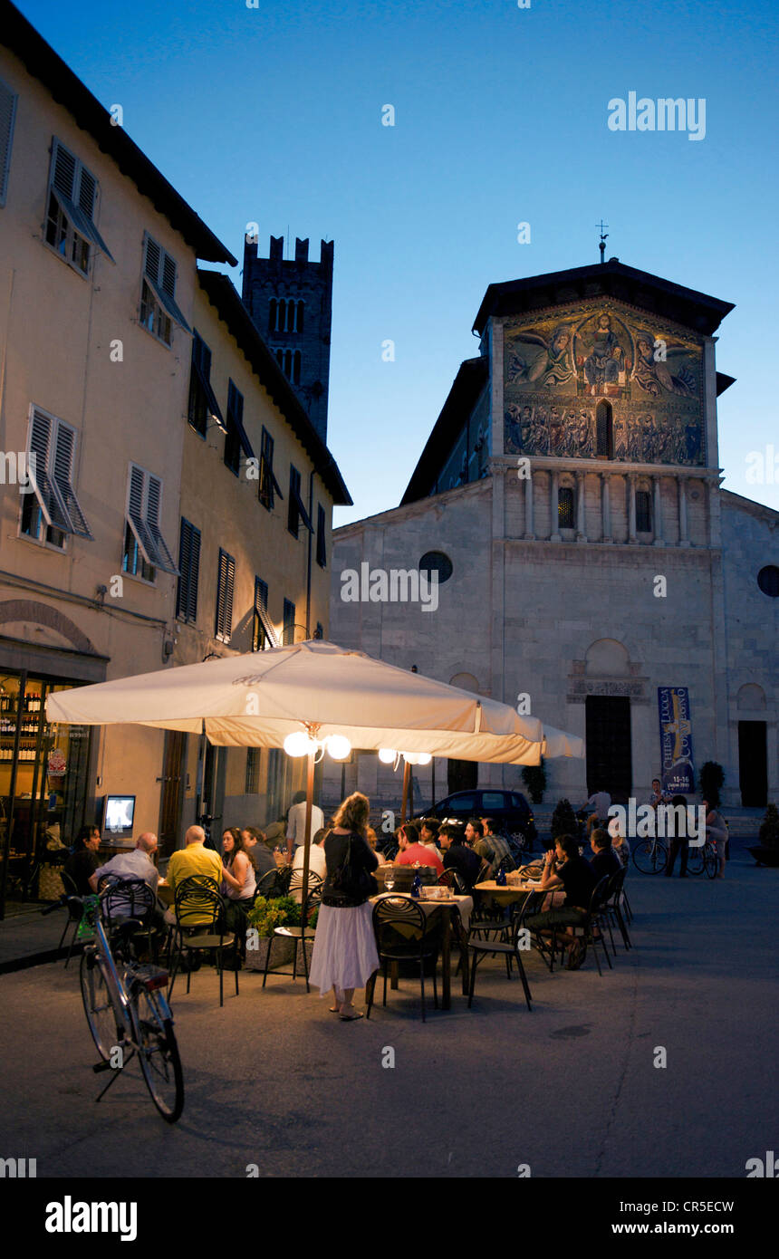 Lucca tuscany italy religious hi-res stock photography and images - Alamy
