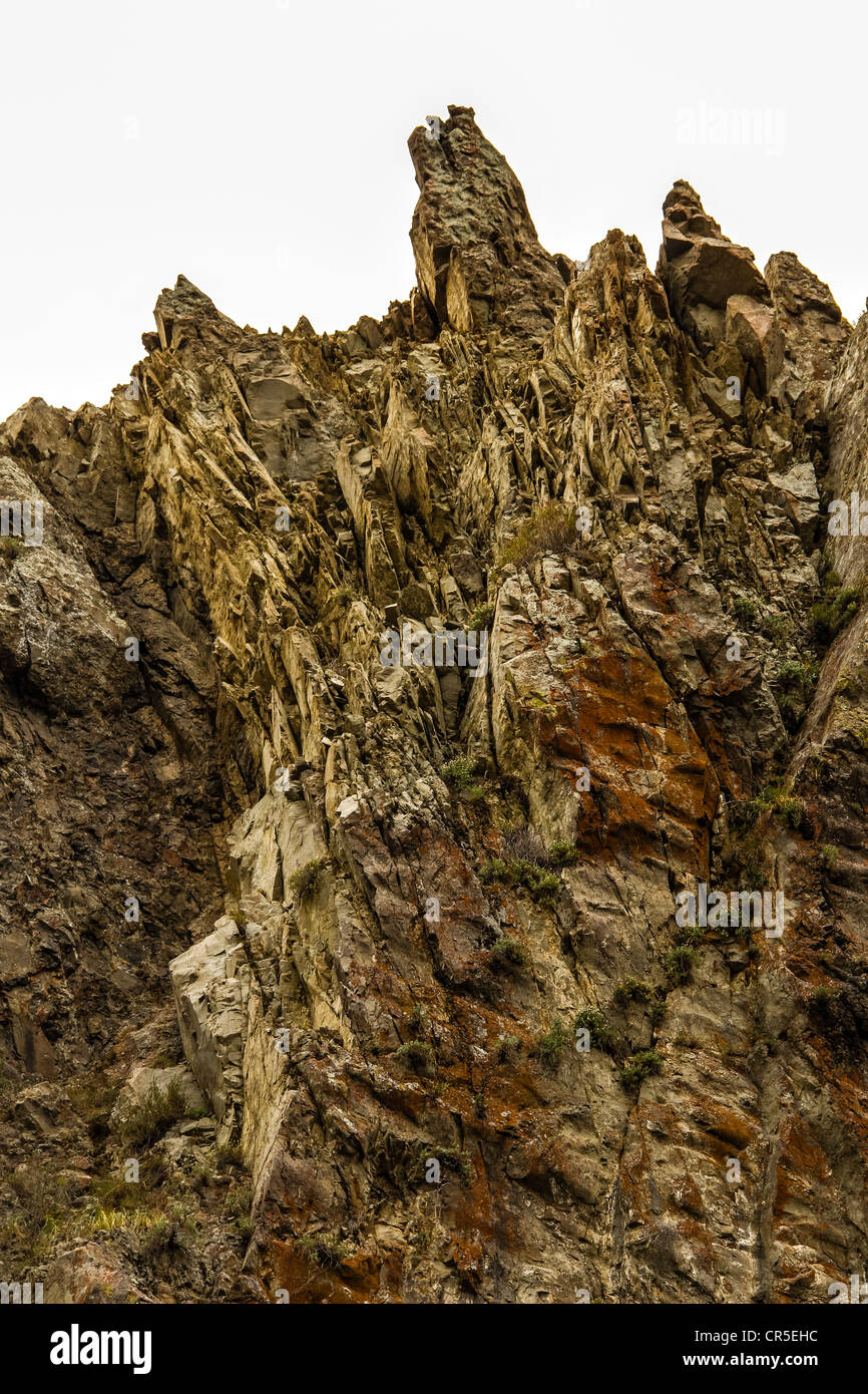spiked rock formation Stock Photo - Alamy