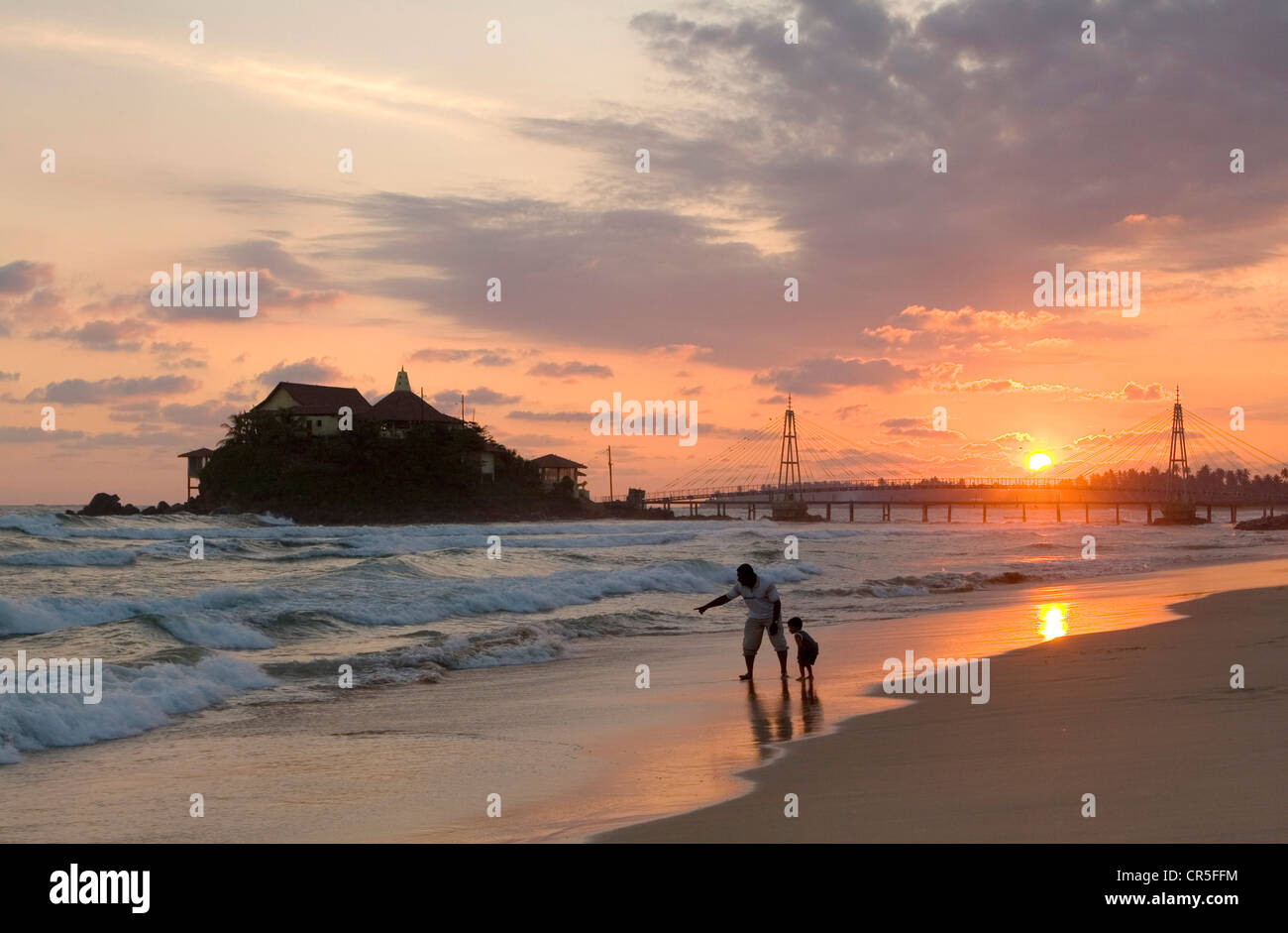 Buddhist temple beach hi-res stock photography and images - Alamy