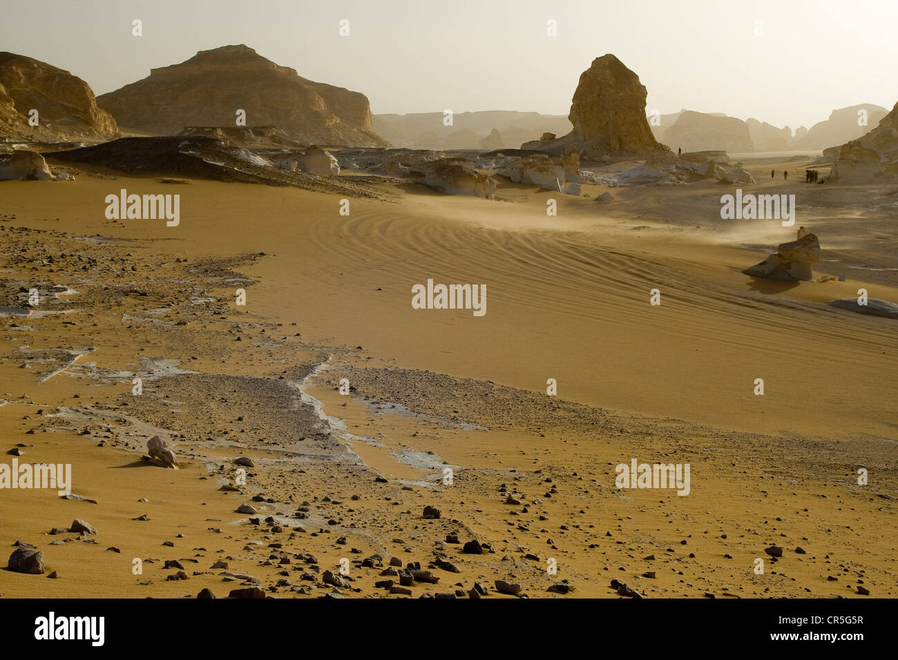 Egypt, Eastern Sahara, white desert Stock Photo - Alamy