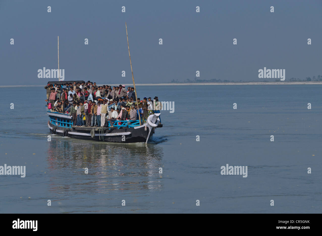 Crowded ferry india hi-res stock photography and images - Alamy