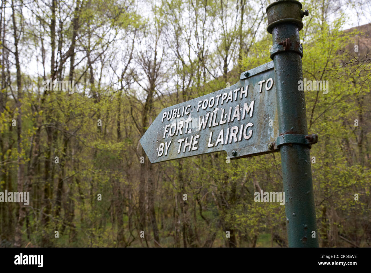 West highland way sign fort william hi-res stock photography and images ...
