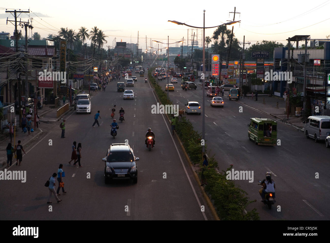 Peak hour traffic on Pusok St. Lapu-Lapu City, Metro Cebu, Mactan ...
