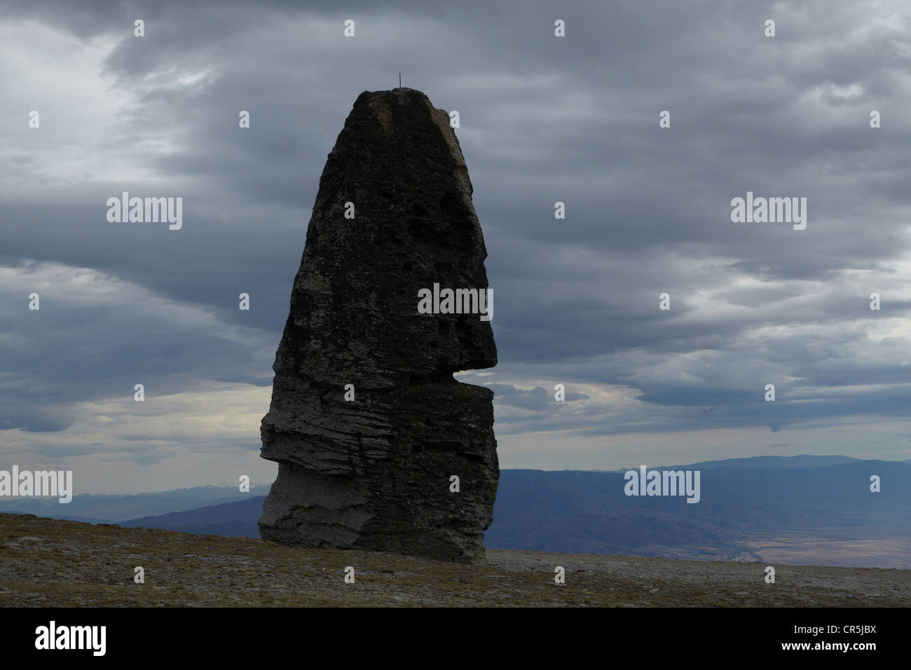 Obelisk, Kopuwai Conservation Area, Old Man Range, Central Otago, South ...