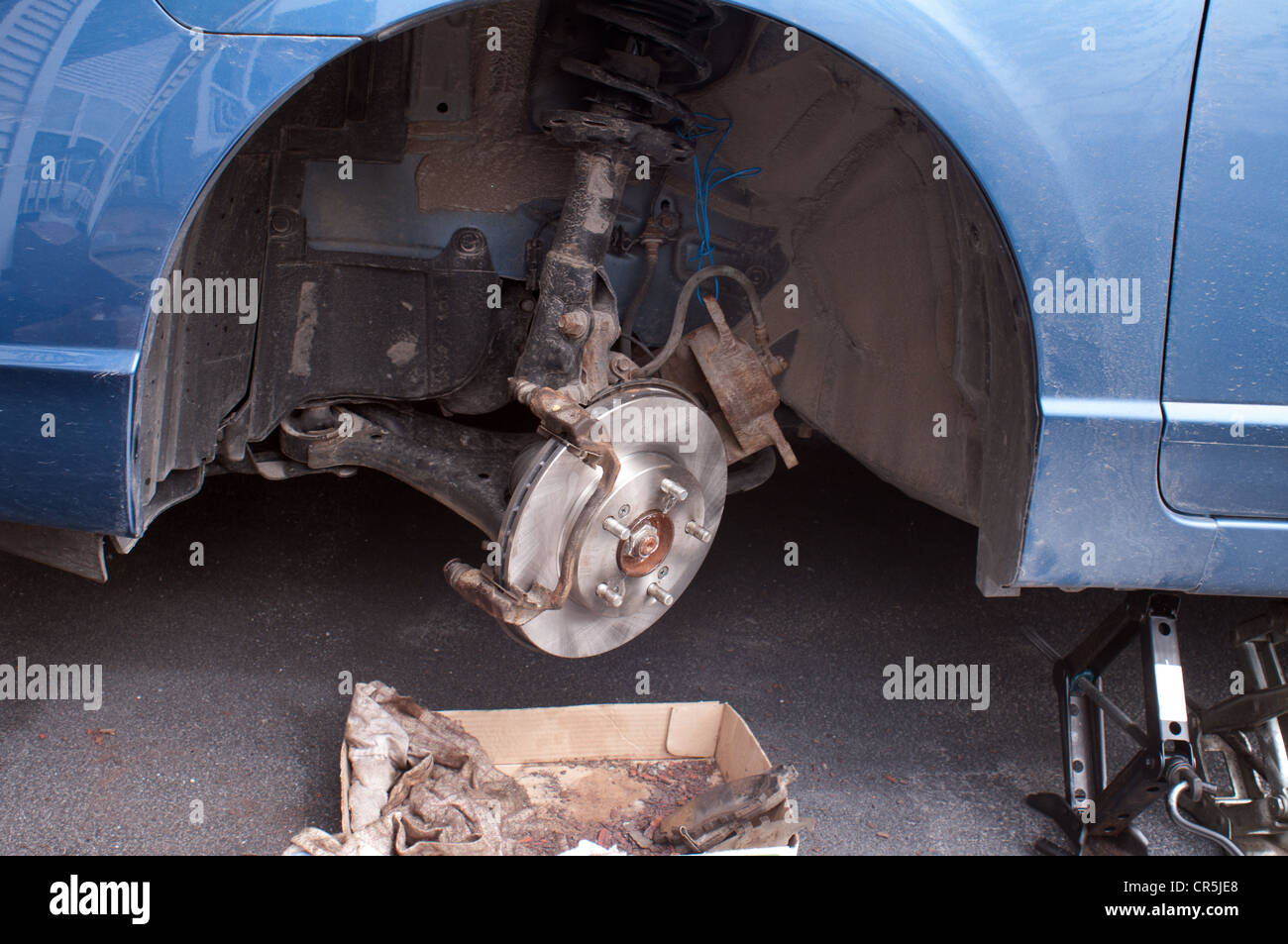 Fix wheel hi-res stock photography and images - Alamy