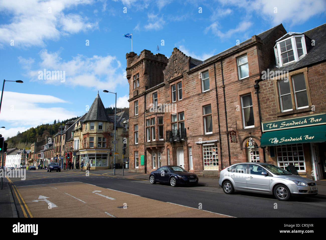 Main street callander hi-res stock photography and images - Alamy