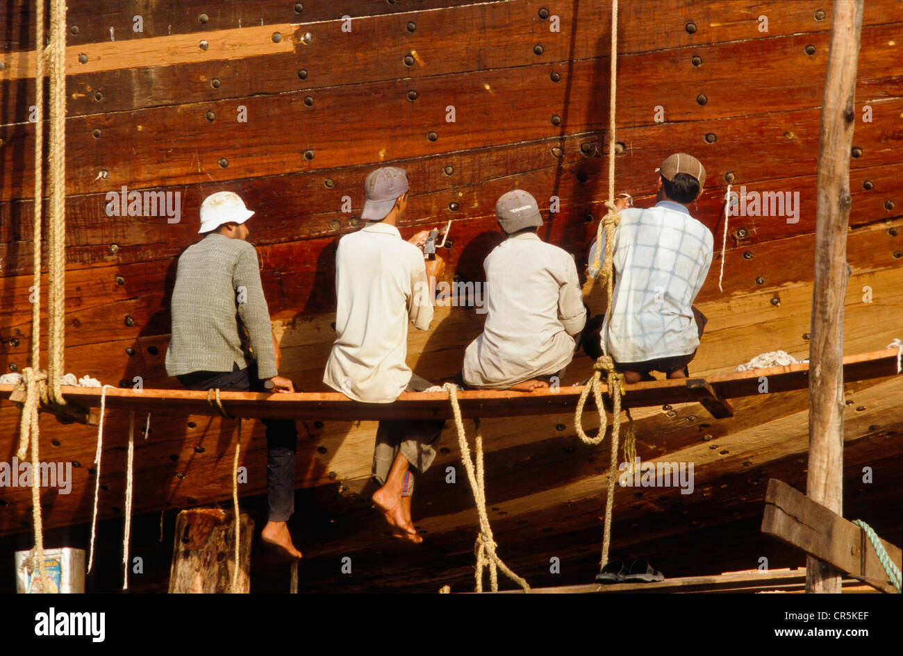 Ship building at mandvi hi-res stock photography and images - Alamy