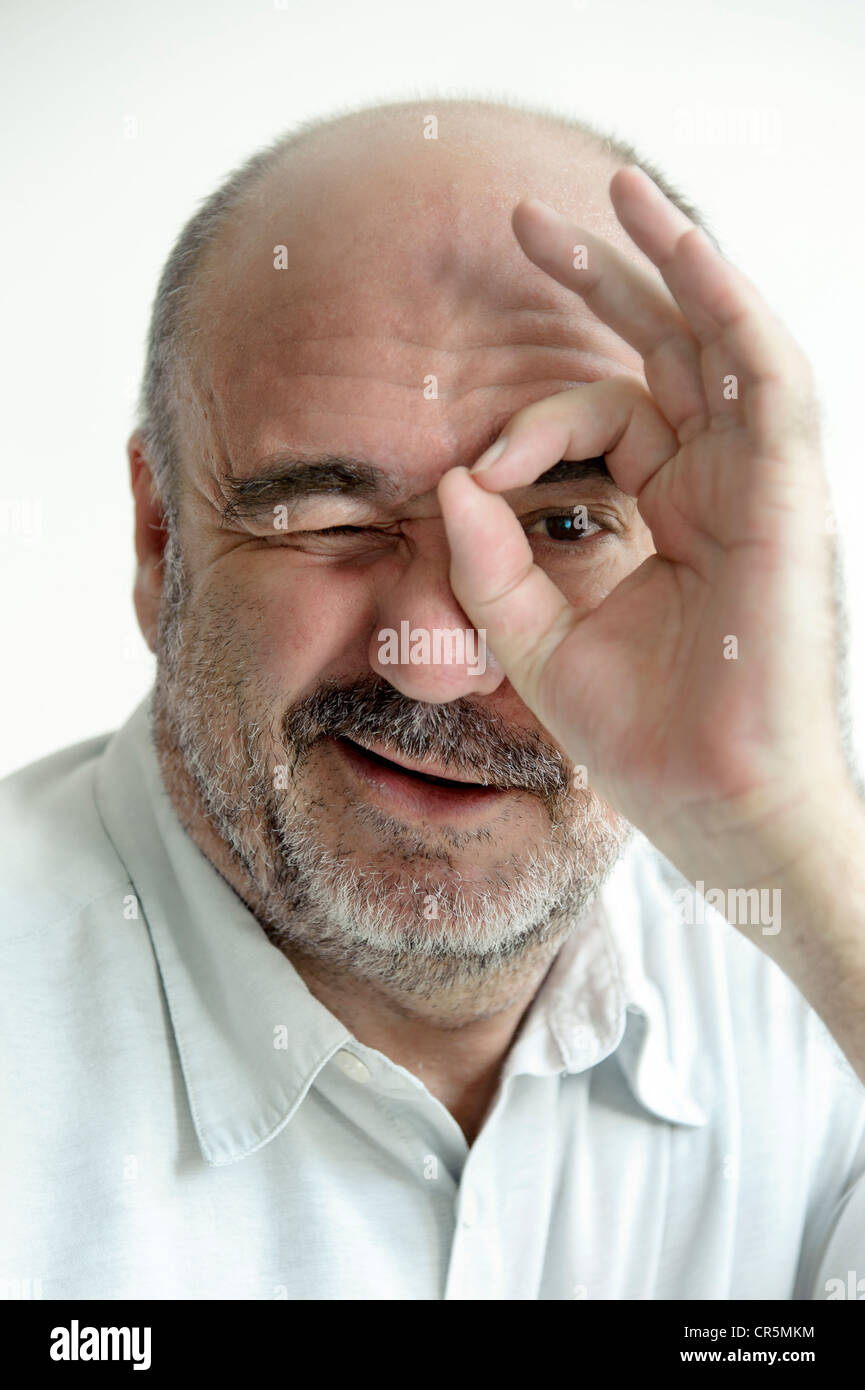 One eye sign hi-res stock photography and images - Alamy