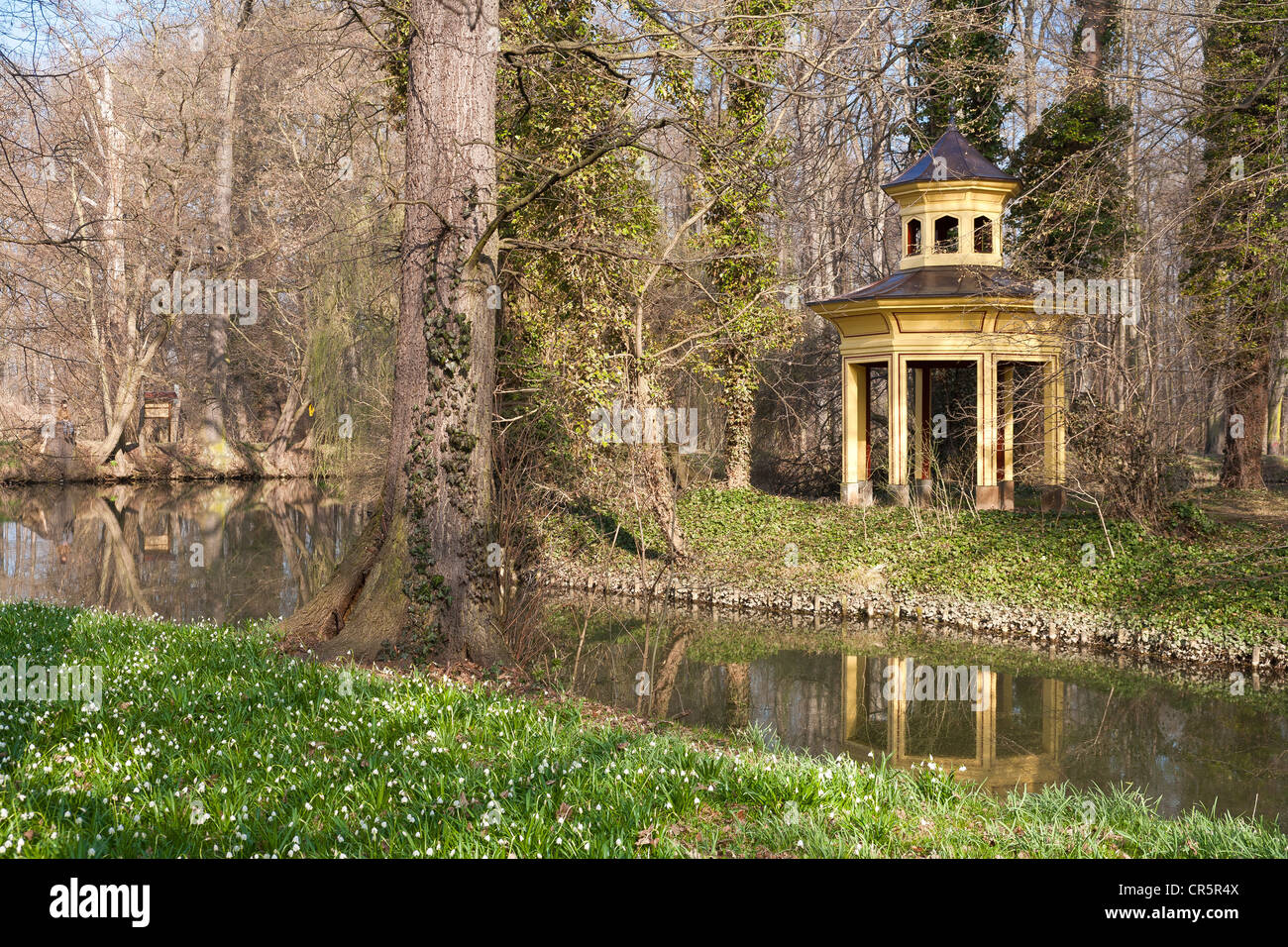 Pavilion gardens in spring hi-res stock photography and images - Alamy
