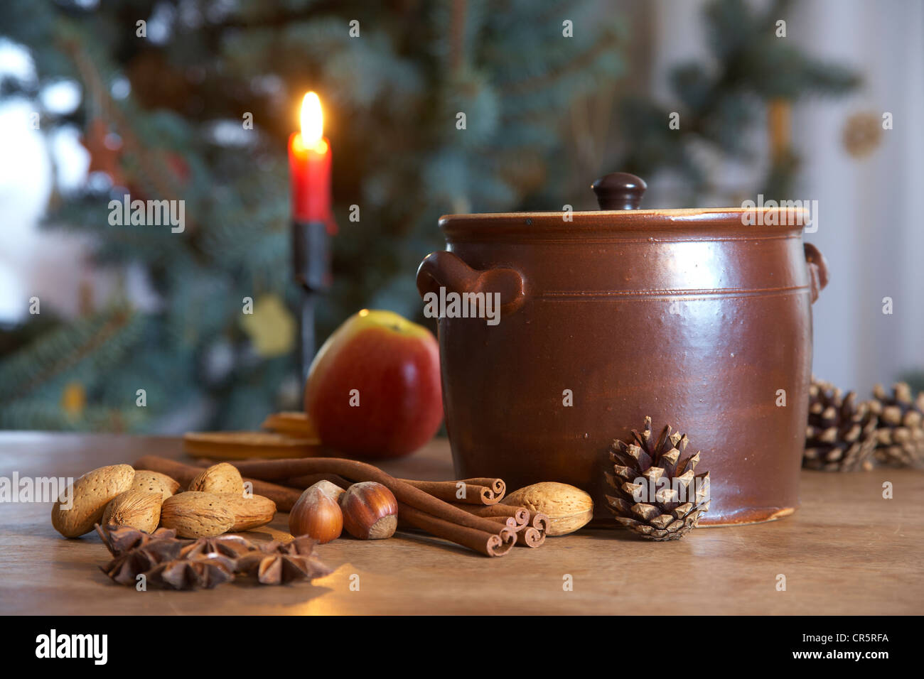 Christmas still life with gingerbread Stock Photo - Alamy