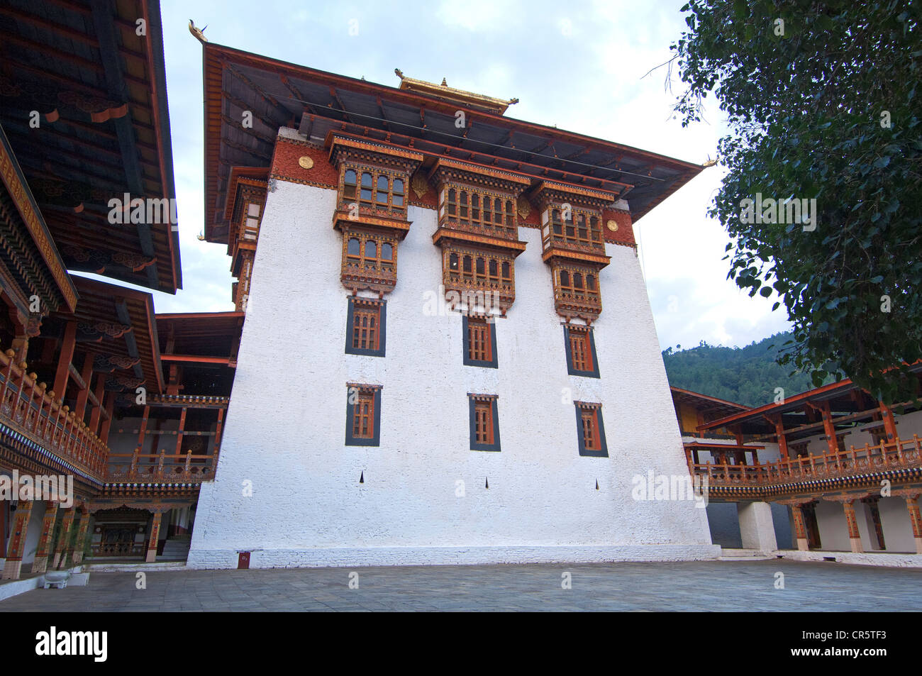 Central assembly building of the Phunaka Dzong Monastery, also Punthang ...