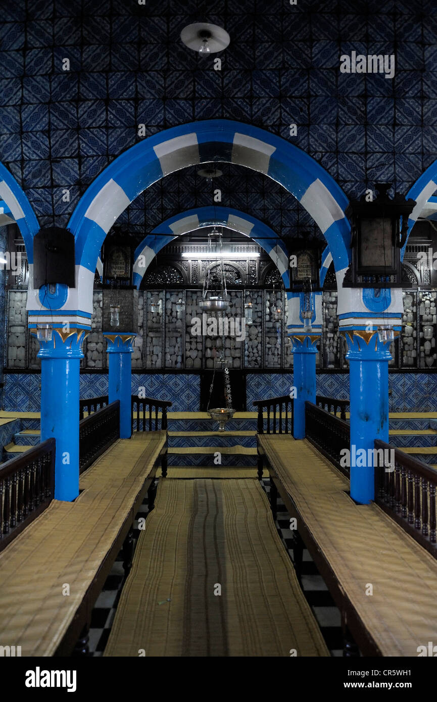 La ghriba synagogue tunisia hi-res stock photography and images - Alamy