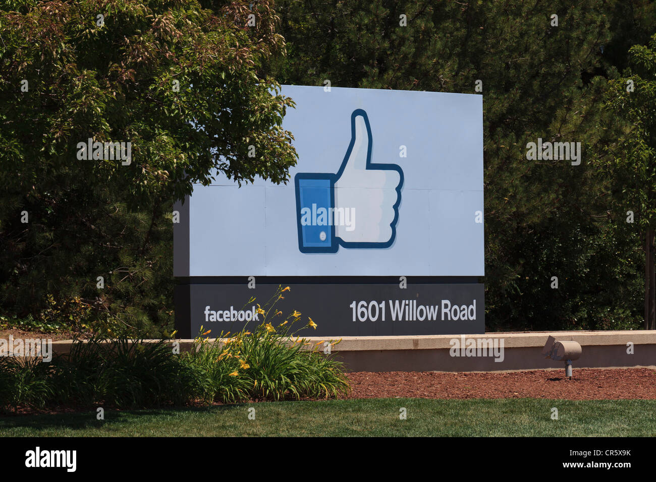 Facebook Headquarters Thumbs Up Sign in Menlo Park, Silicon Valley ...