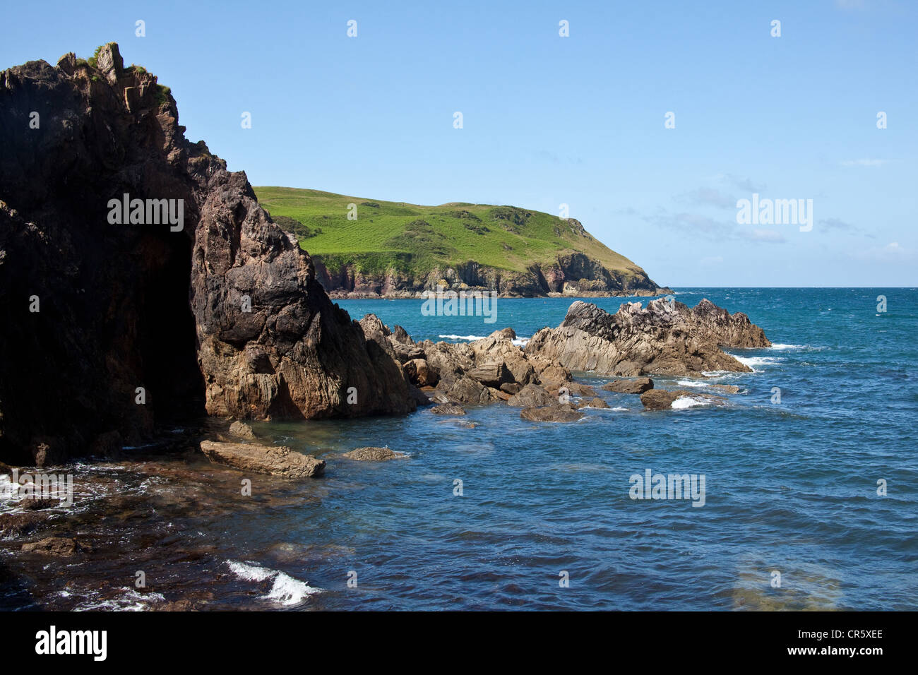 Hope cove devon sunny hi-res stock photography and images - Alamy