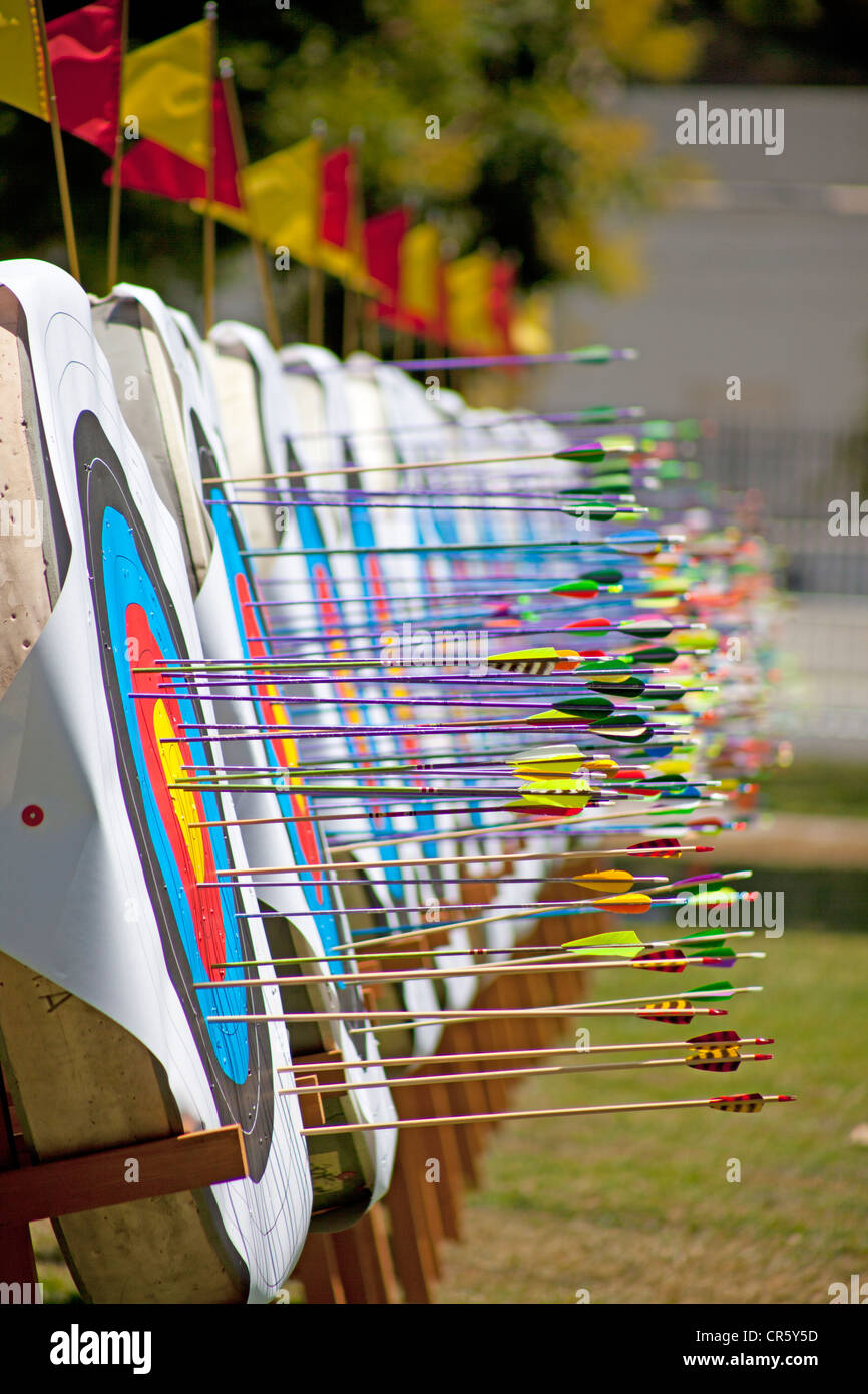 Archery hi-res stock photography and images - Alamy